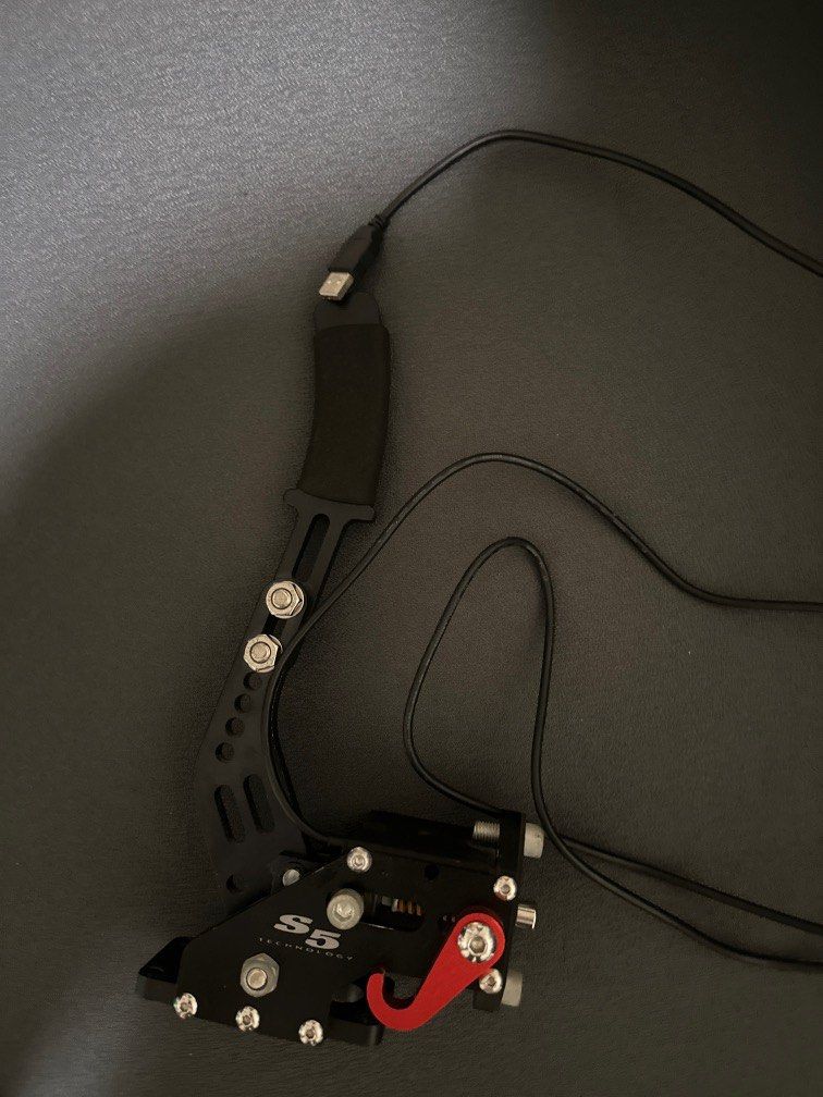 Logitech G29 with Shifter & Handbrake, Video Gaming, Gaming Accessories ...