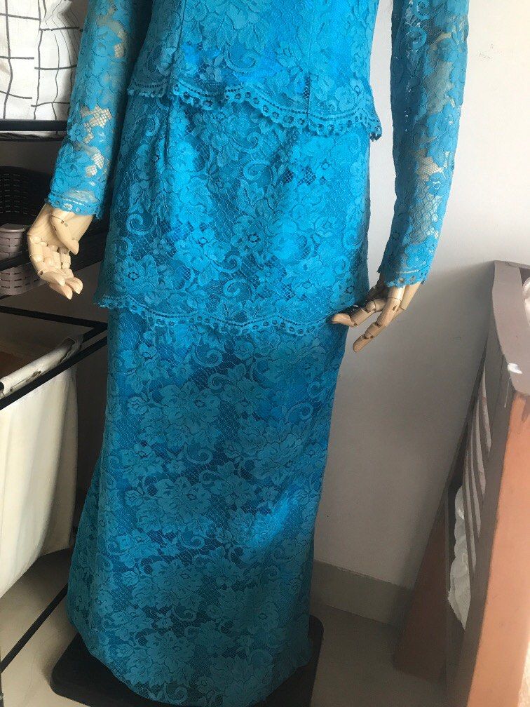 longdress brokat biru, Fesyen Wanita, Muslim Fashion, Gaun di Carousell