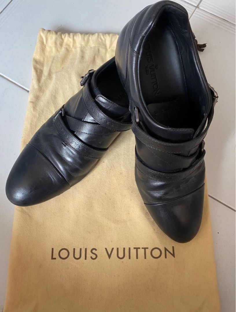 Louis Vuitton Formal Shoe, Men's Fashion, Footwear, Casual shoes on ...