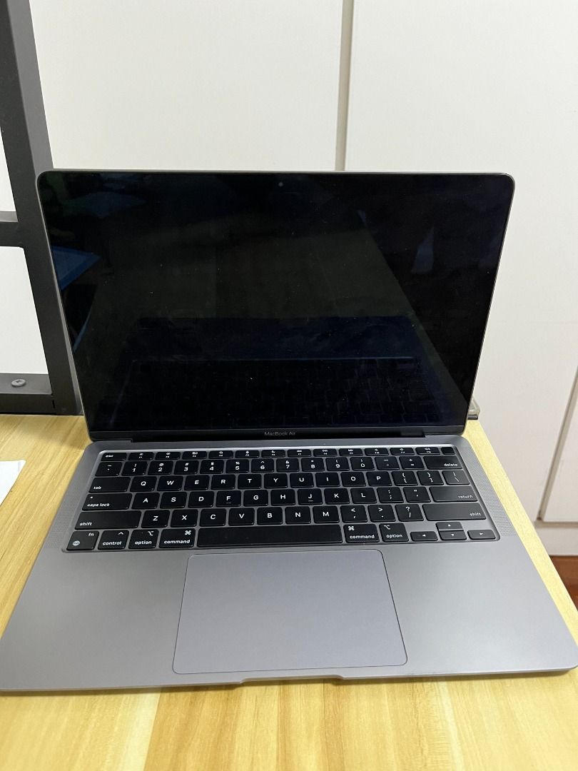 MacBook Air M1 Late 2020 256GB 8GB (Space Gray), 電腦＆科技, 手提電腦 - Carousell