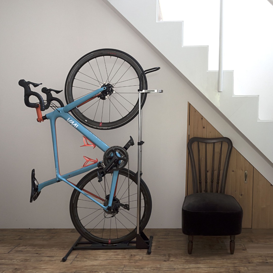 [Made in JAPAN] iWA A01V Special Bike Stand - Black Silver, Sports ...