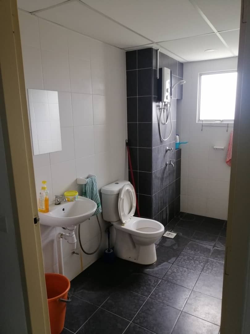 Master room at Presint 17 Putrajaya (Lake View), Property, Rentals on ...