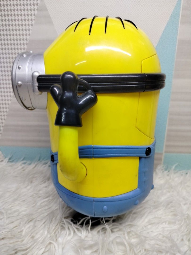 Minions Popcorn Bucket, Hobbies & Toys, Toys & Games on Carousell