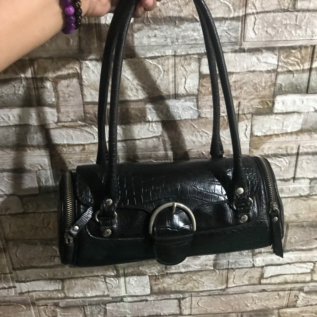 Mook Leather Barrel Purse Pag, Women's Fashion, Bags & Wallets, Purses ...