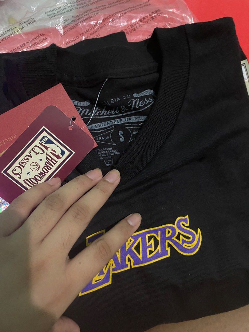 NBA SUGA GLITCH TEE LAKERS, Women's Fashion, Tops, Shirts on Carousell