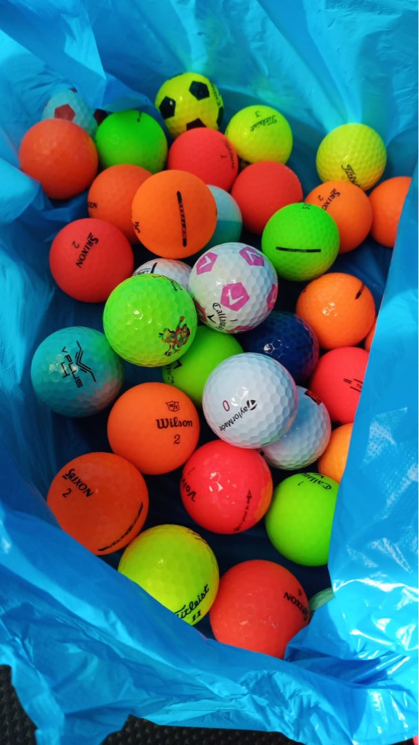 Normal ball, Sports Equipment, Sports & Games, Golf on Carousell