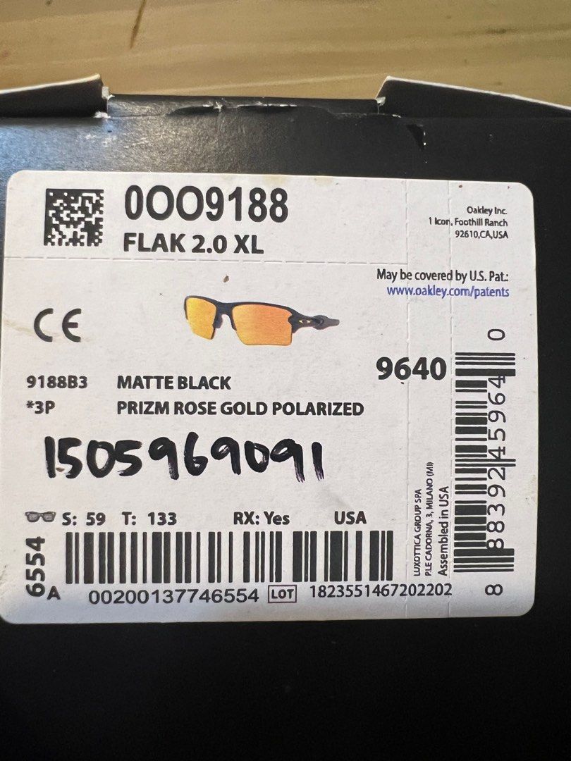 Oakley Matte Black Flak 2.0 XL, Men's Fashion, Watches & Accessories ...