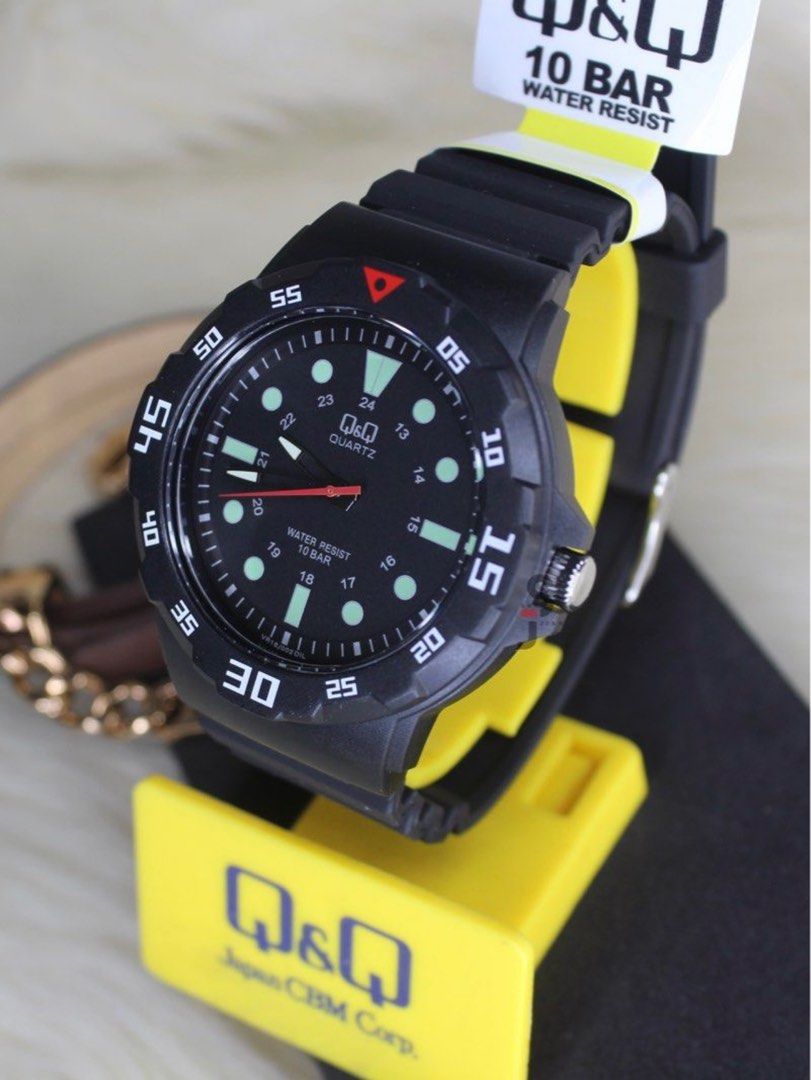 Original Q&Q Sports Analog Waterproof Watch VR18J002Y, Men's Fashion ...