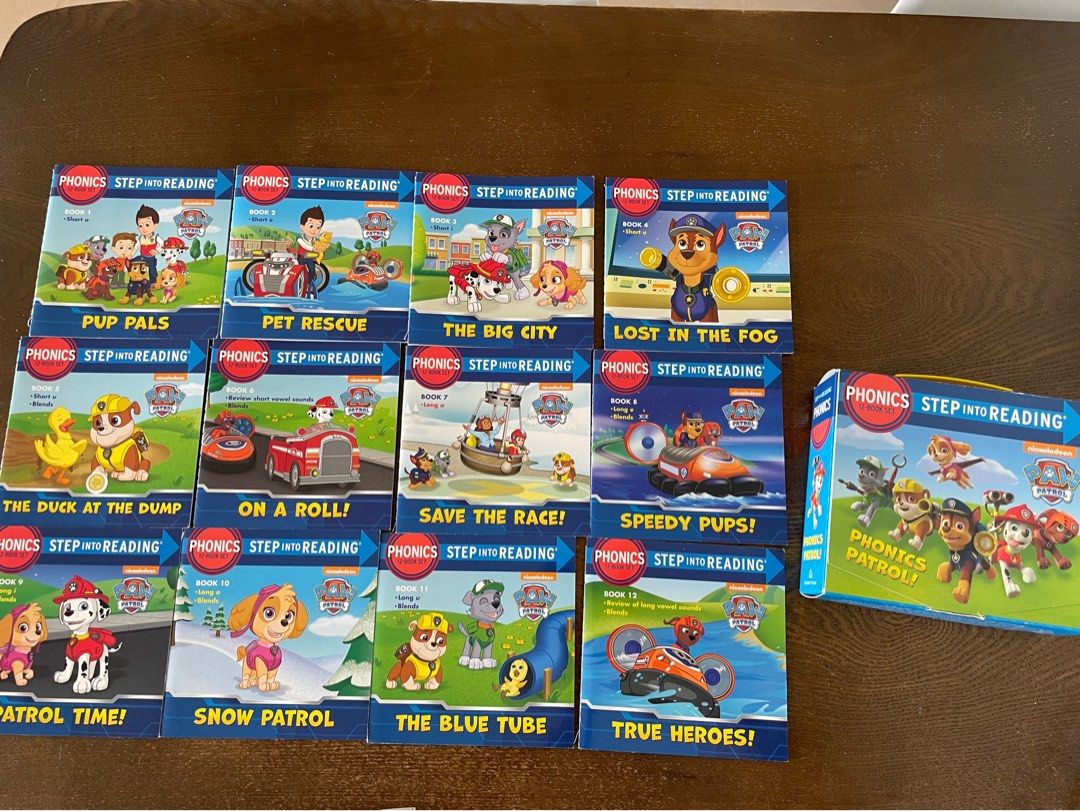 Paw patrol phonics step into reading set, 興趣及遊戲, 書本 & 文具, 小說 & 故事書 - Carousell