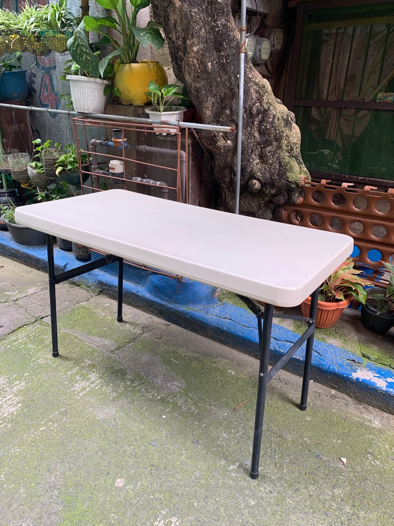 Plain White Plastic Coated Rectangular Folding Table, Furniture & Home ...