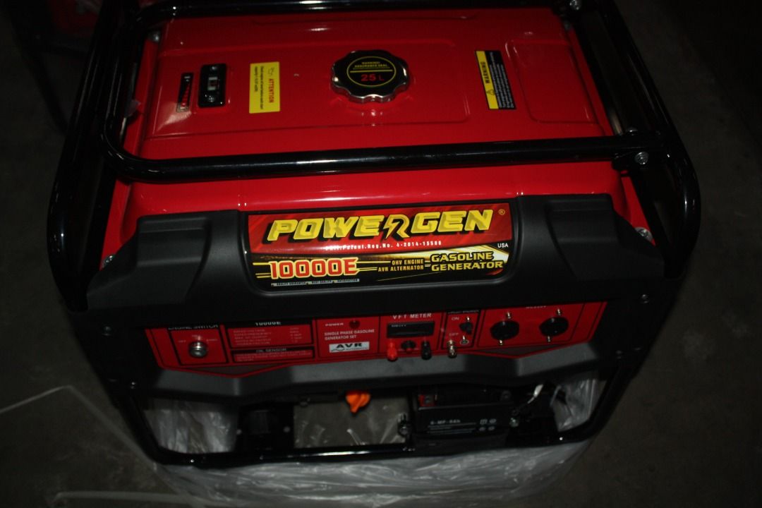 Powergen 10000E Gasoline Generator 8000W, Commercial & Industrial, Construction Tools ...