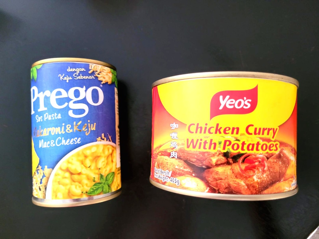 Prego Pasta Sauce (Mac & Cheese) and Yeo's Curry Chicken with Potatoes ...