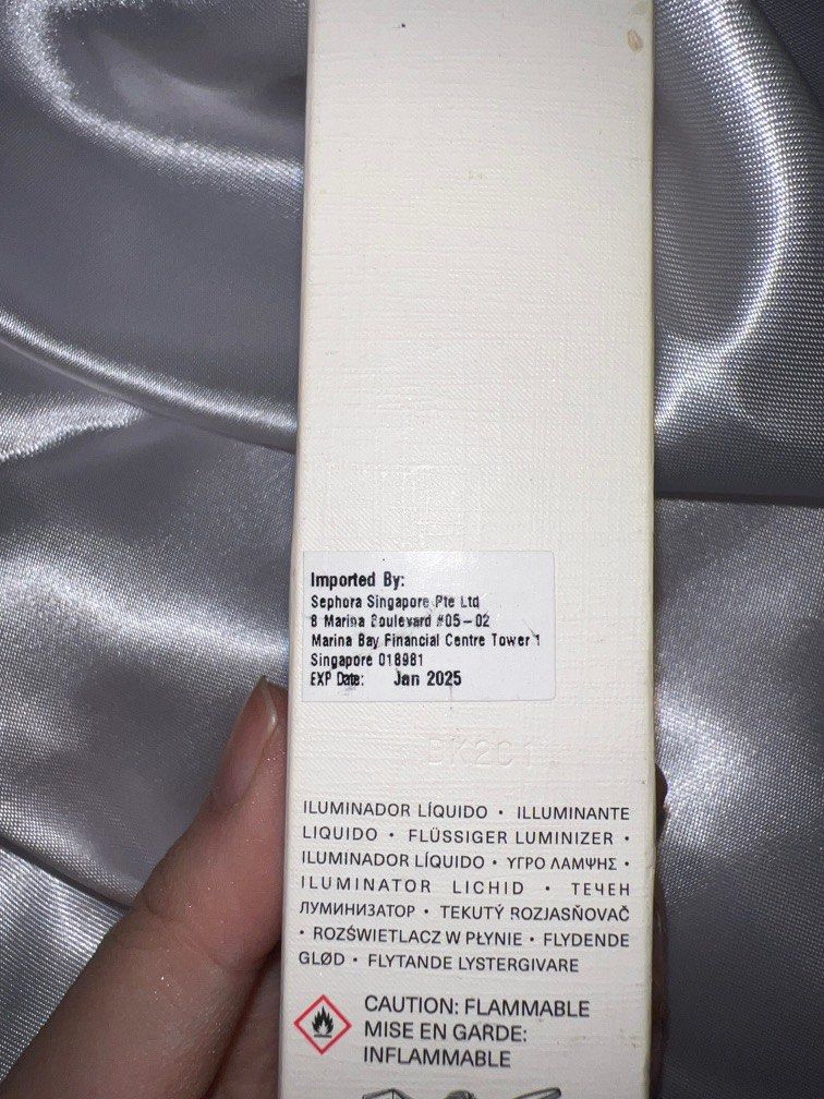 Rarebeauty Positive Light Liquid Luminizer, Beauty & Personal Care, Face, Makeup on Carousell