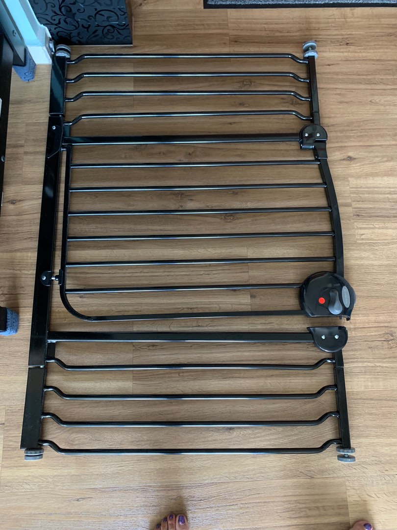 Safety gate, Babies & Kids, Baby Nursery & Kids Furniture, Safety Gates ...