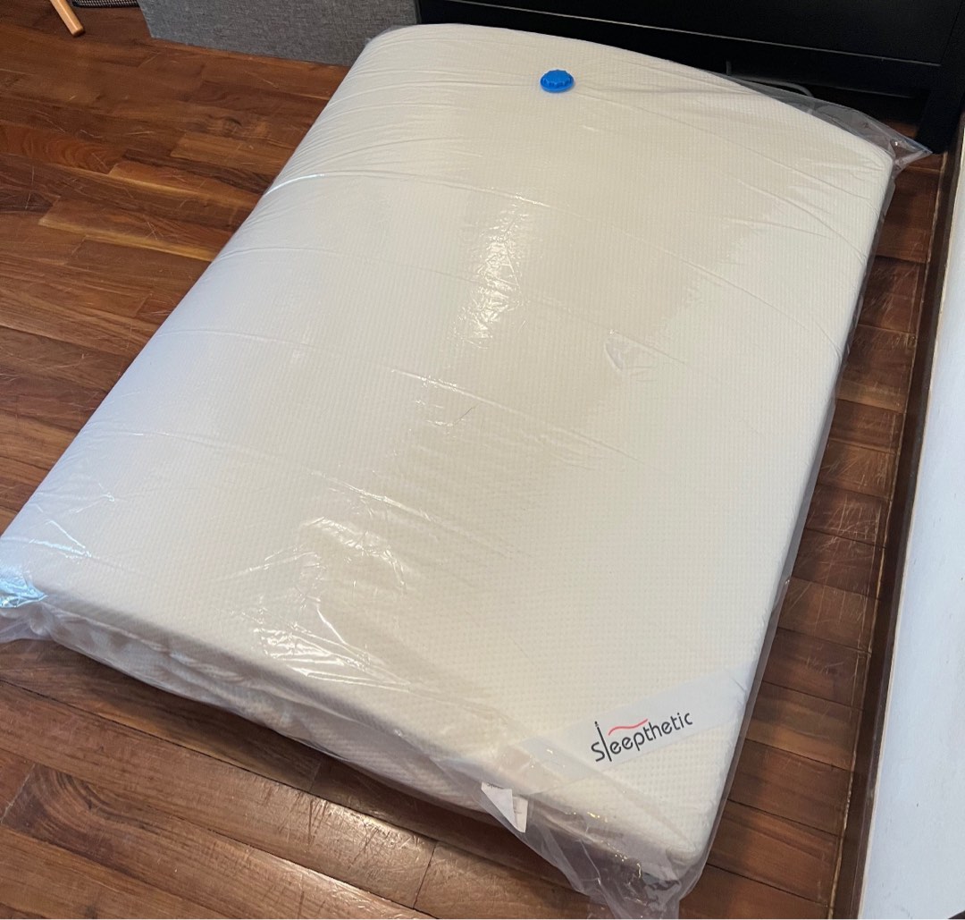 Sleepthetic Mattres Topper Super Single, Furniture & Home Living ...