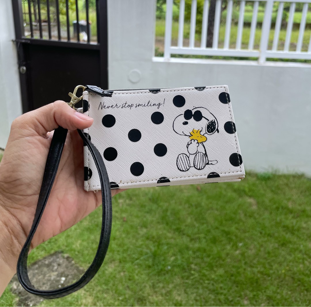 Snoopy wallet, Women's Fashion, Bags & Wallets, Wallets & Card holders ...