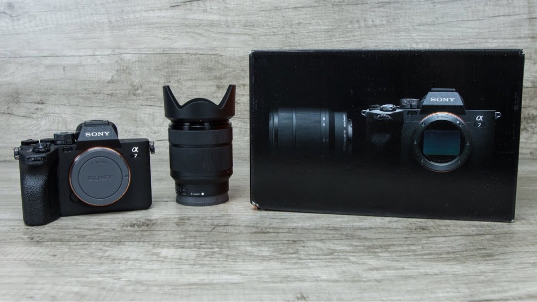 Sony A7IV (Mark 4, A74) + Kit Lens, Photography, Cameras on Carousell
