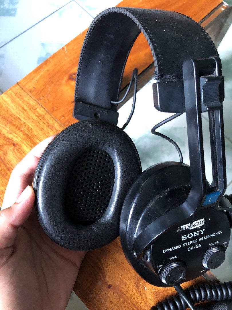 Sony vintage headphones, Audio, Headphones & Headsets on Carousell