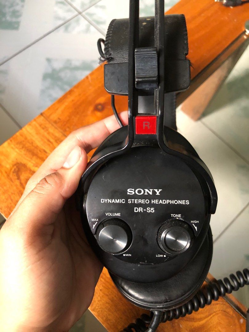 Sony vintage headphones, Audio, Headphones & Headsets on Carousell