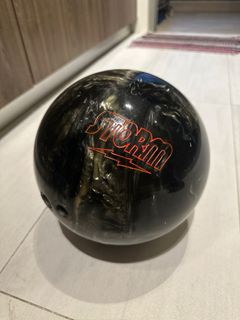 Storm Ice Bowling Ball, Sports Equipment, Sports & Games, Billiards ...