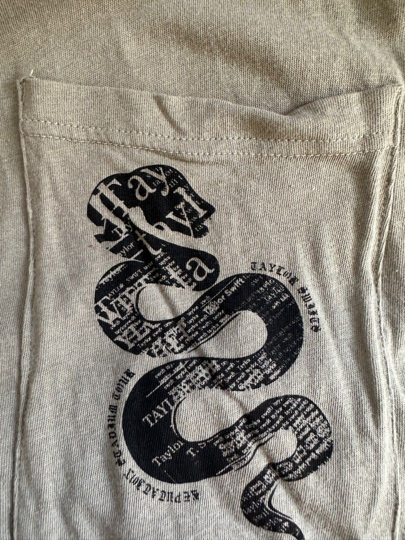 Taylor Swift Reputation Official Merch - Oversize top/shirt, Women's ...