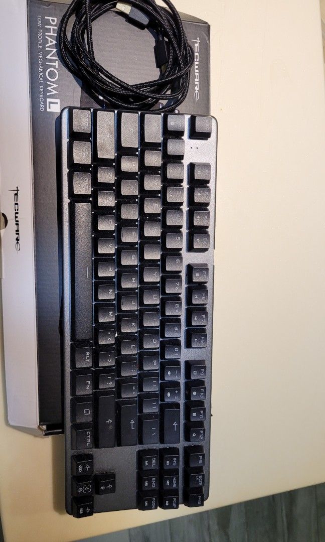 Tecware Phantom L, Computers & Tech, Parts & Accessories, Computer ...