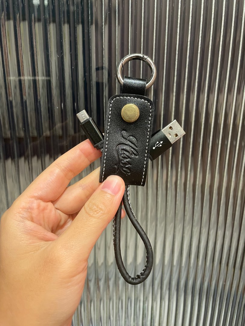 Usb cable keyring, 手提電話, 其他裝置 - Carousell