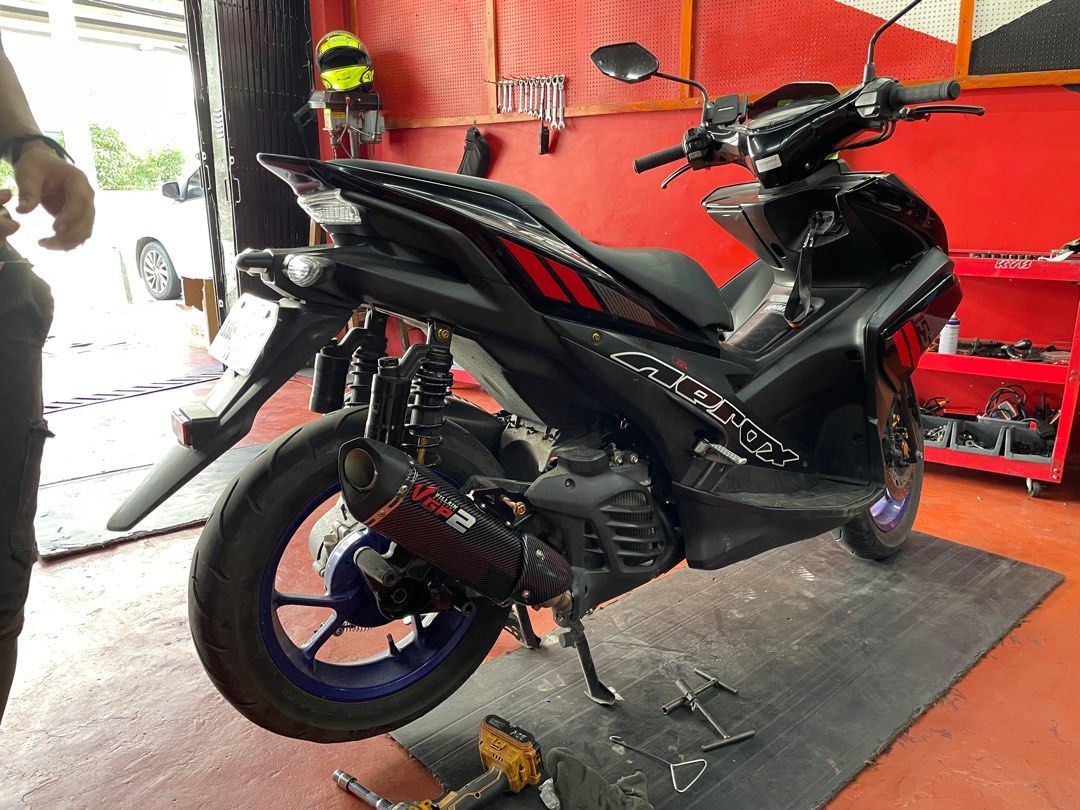 Villain gp2 pang aerox v1, Motorbikes, Motorbike Parts & Accessories ...