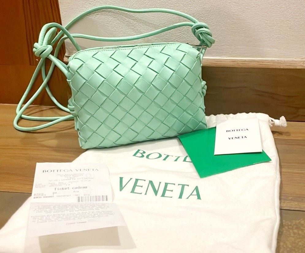 VVGC Bottega Veneta Mini Loop Green 2021 complete with receipt, Barang ...