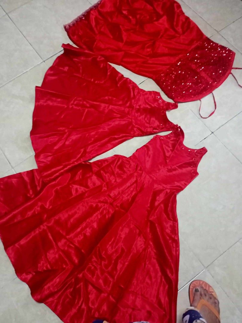 Wedding dress entourage set ( QC, caloocan ,SJDM city area), Women's ...