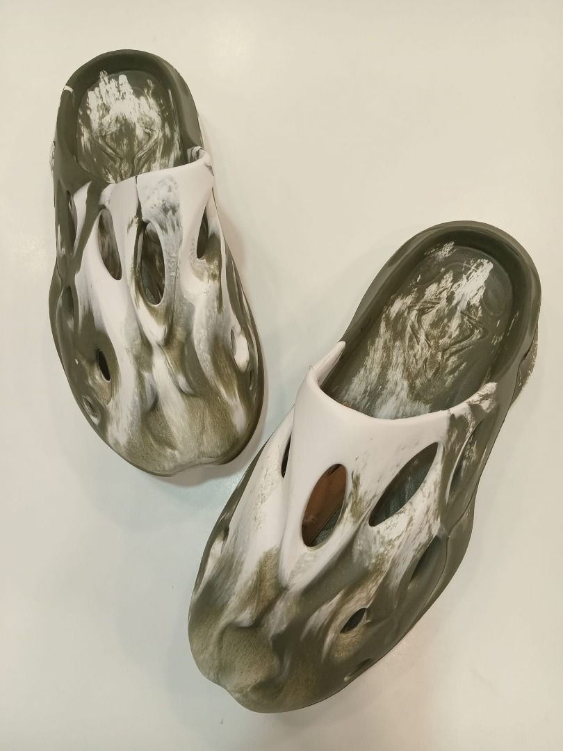 WORLD BALANCE SULIVANS SLIPPERS FOR MEN, Men's Fashion, Footwear ...