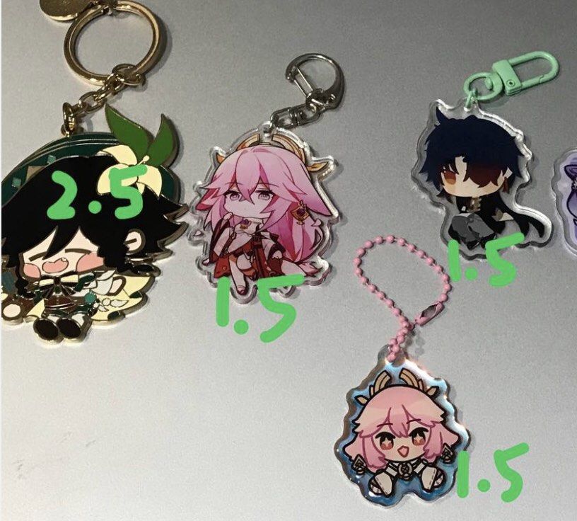 [wts] assorted genshin/honkai star rail hsr keychains charms, Hobbies ...