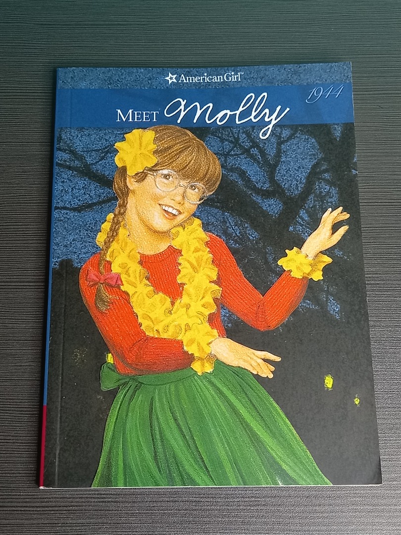 1944 Meet Molly American Girl Book, Hobbies & Toys, Books & Magazines ...