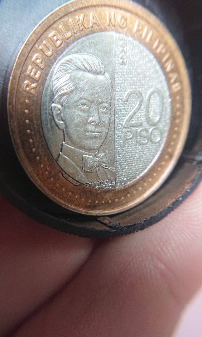 20 pesos coin error over lap perfect condition, Hobbies & Toys ...