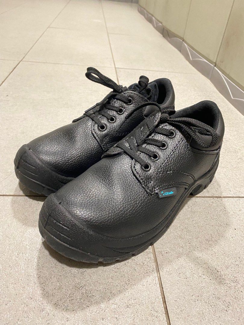 AceSafe Safety shoes, Men's Fashion, Footwear, Boots on Carousell