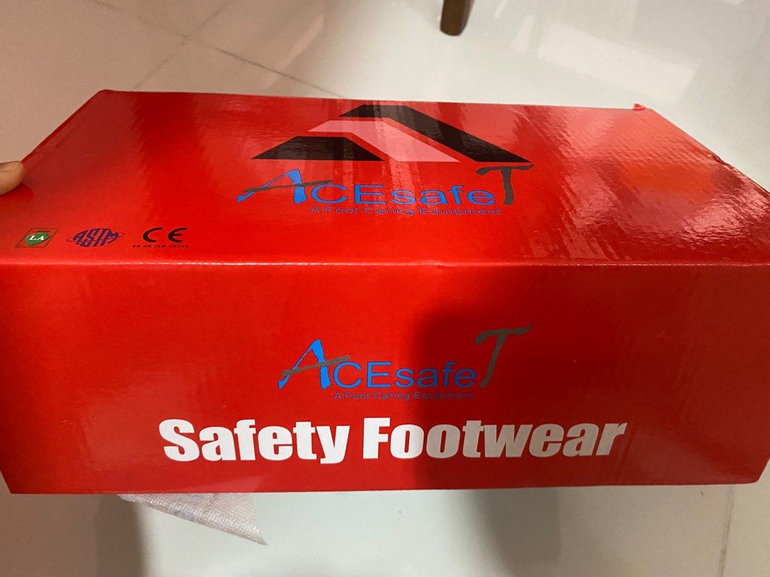 AceSafe Safety shoes, Men's Fashion, Footwear, Boots on Carousell