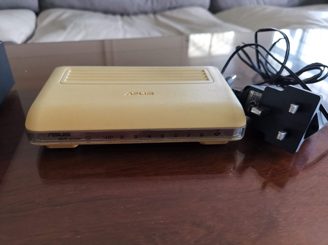 ASUS 8 ports Gigabits swich GX-D1081, Computers & Tech, Parts ...