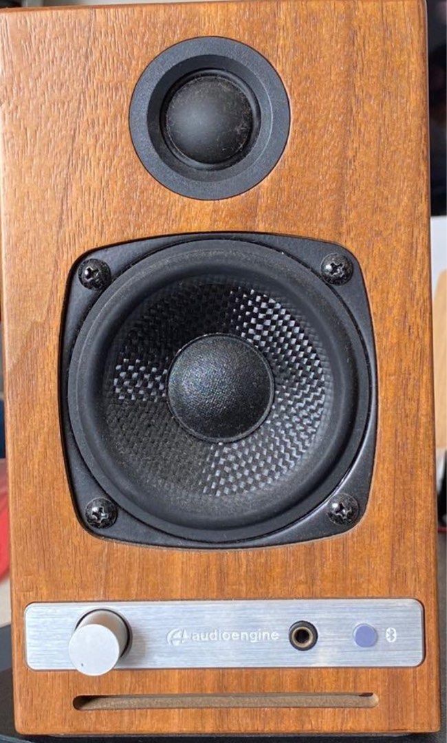 Audioengine HD3 wireless bookshelf speaker Bluetooth desktop walnut ...