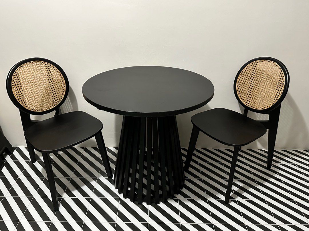 BALINESE STYLE round table (D80cm x H75cm), Furniture & Home Living ...