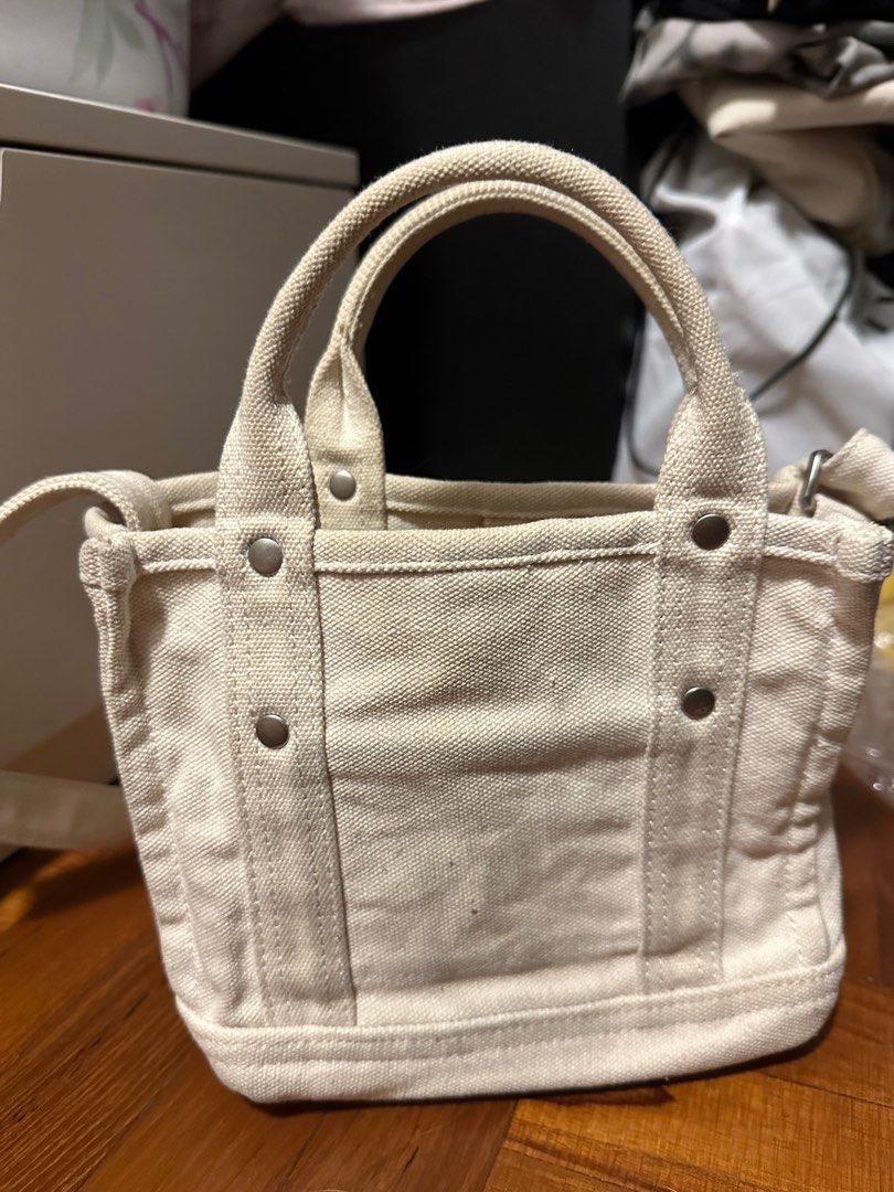 Beyond The Vines BTV mini Carryall, Women's Fashion, Bags & Wallets ...