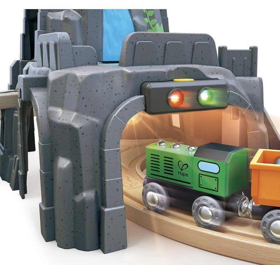 BNIB Hape Light and Sound Mountain Tunnel Set for wooden train railway ...