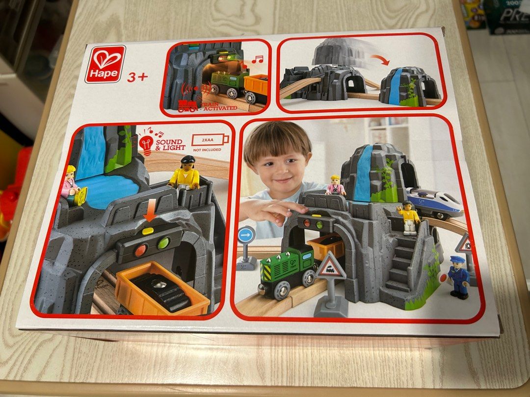 BNIB Hape Light and Sound Mountain Tunnel Set for wooden train railway ...