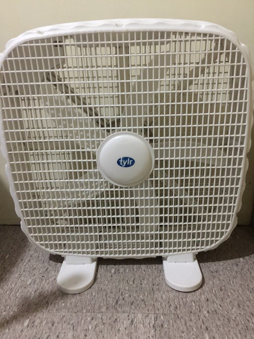 Box Fan (Tyler), TV & Home Appliances, Other Home Appliances on Carousell
