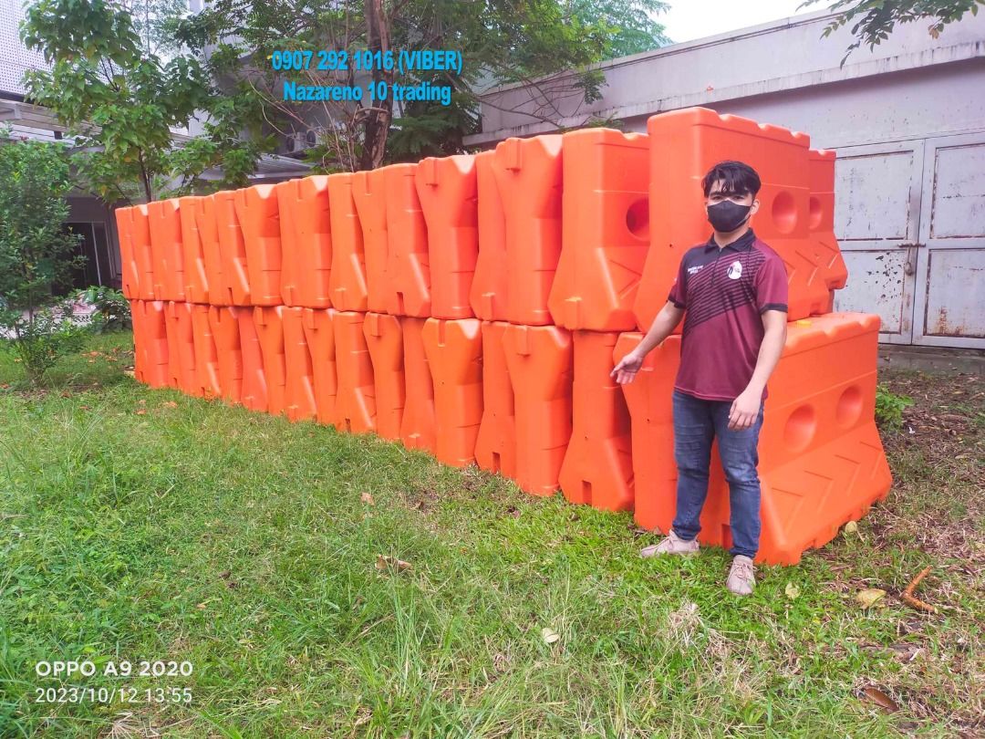 BRB2 Plastic road barrier 518, Commercial & Industrial, Construction ...