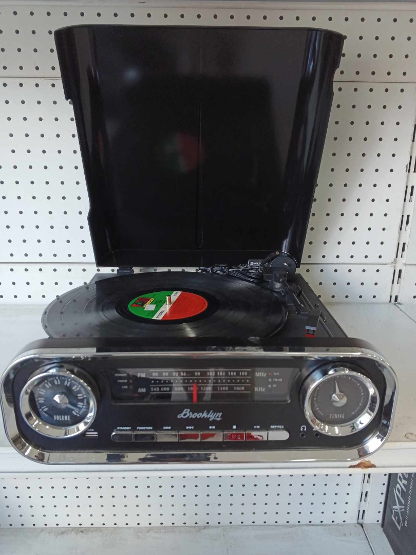 Brooklyn Retro Radio Turntable - Black, Audio, Portable Music Players ...