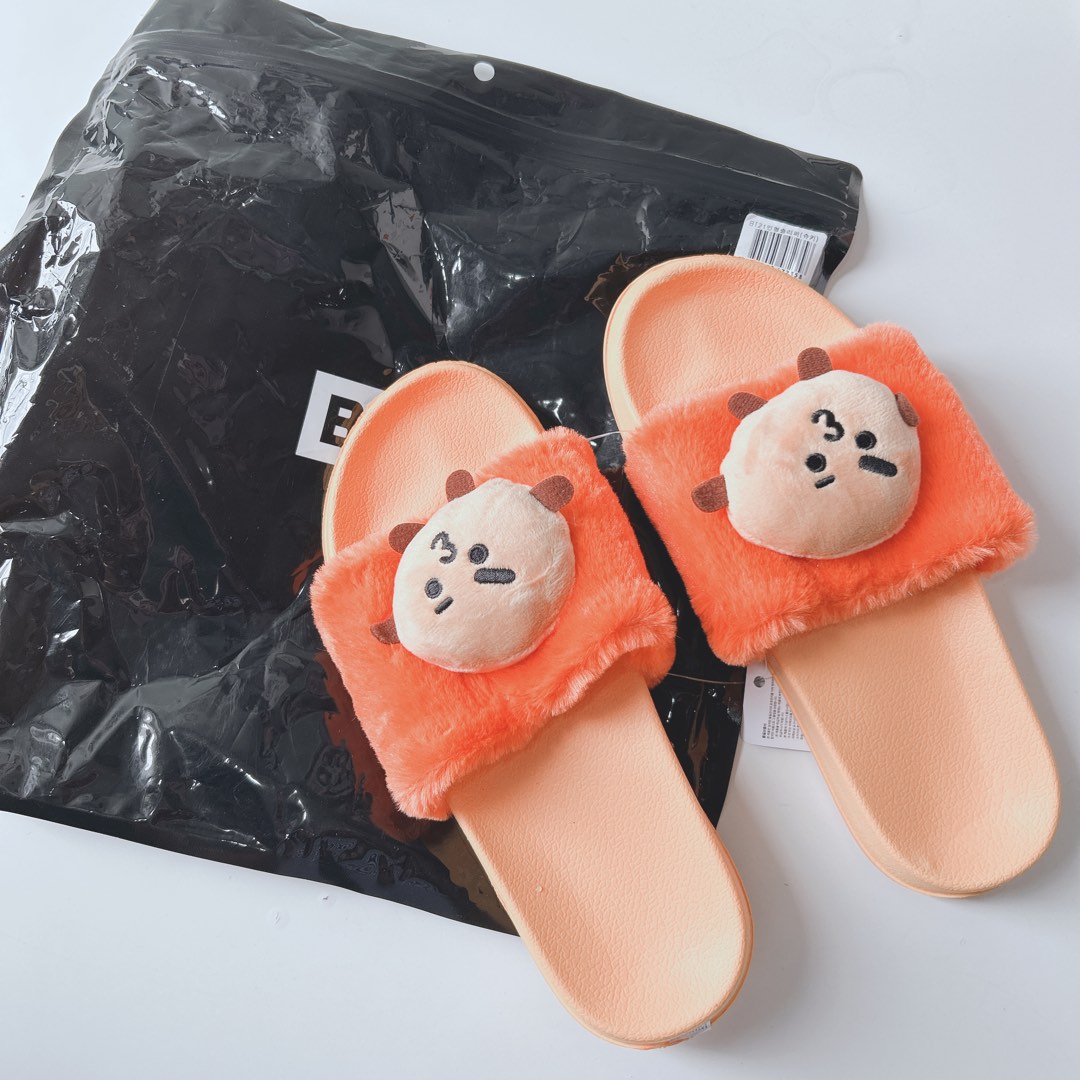 bt21 shooky slippers - yoongi suga, Hobbies & Toys, Memorabilia ...