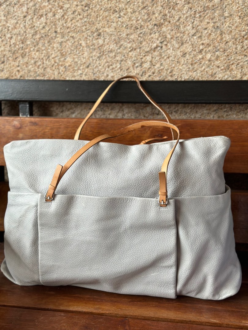 Calvin Klein, Women's Fashion, Bags & Wallets, Tote Bags on Carousell