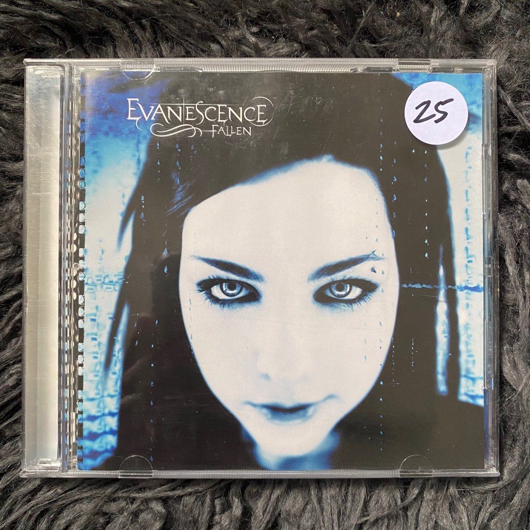 CD EVANESCENCE Fallen, Hobbies & Toys, Music & Media, CDs & DVDs on ...