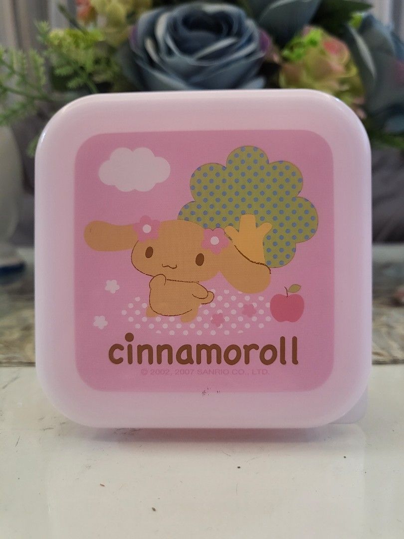 Cinnamoroll Green & Pink Lunch Box Set, Furniture & Home Living ...