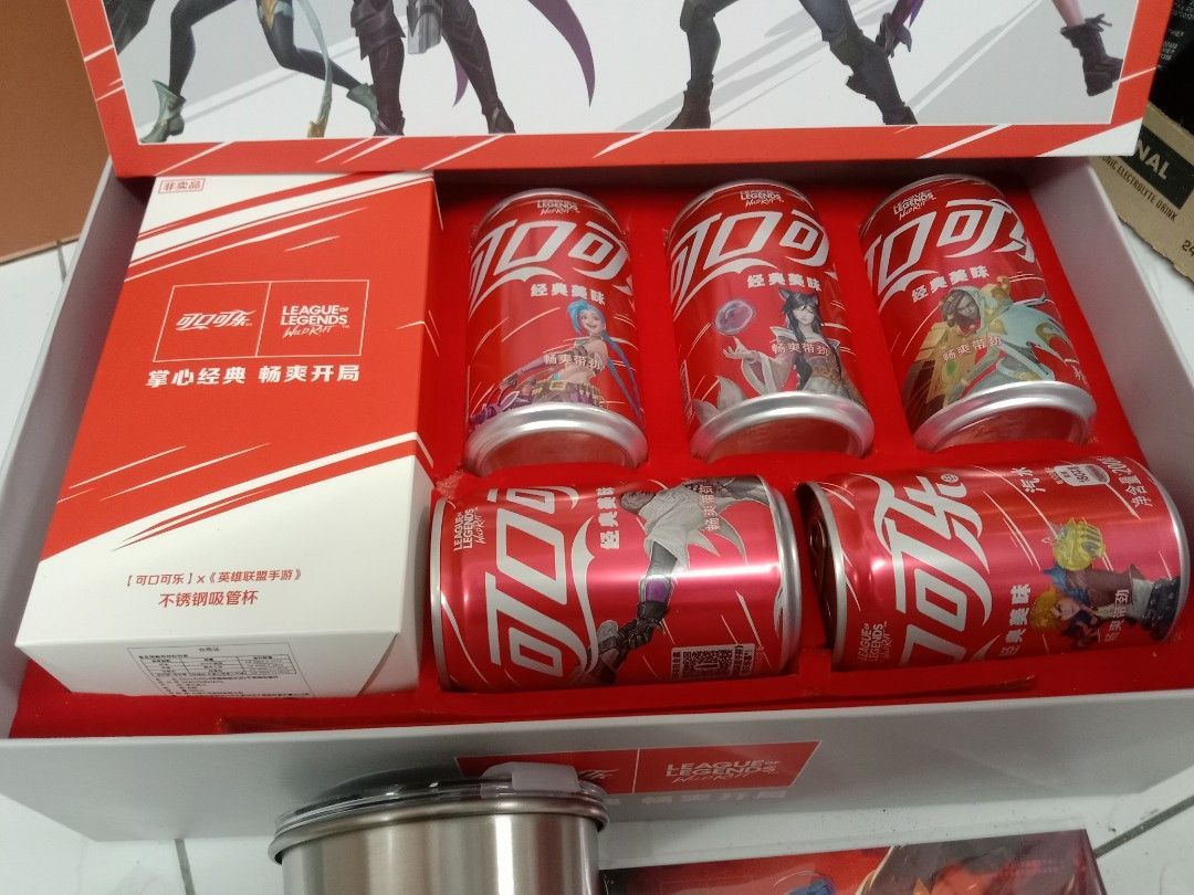 Coca Cola Coke China LOL Original Can set, Hobbies & Toys, Collectibles ...